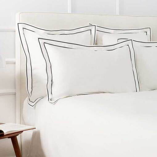 Linge de maison Descamps, linge de lit, parures de bain et accessoires