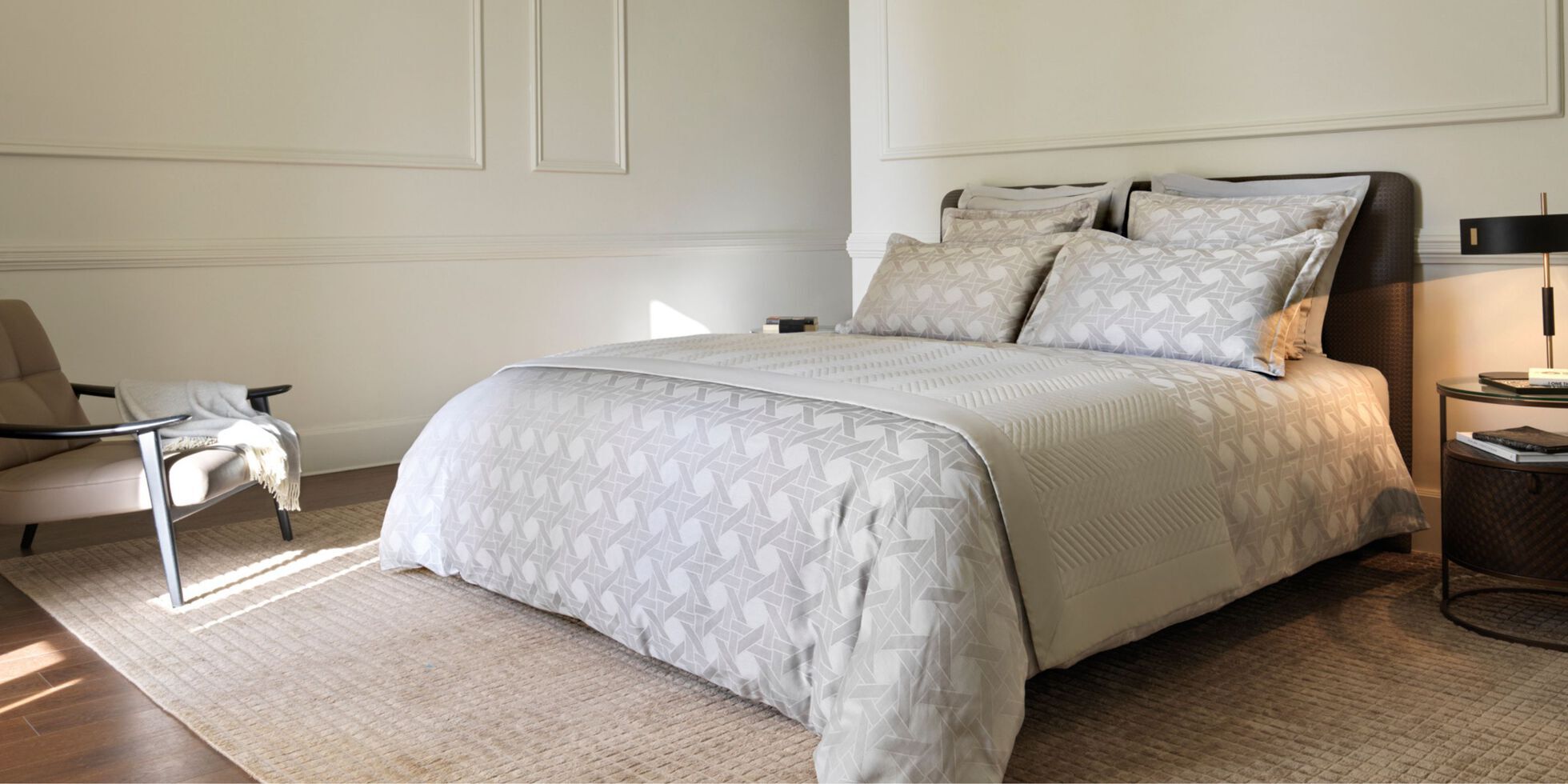 Linge de lit, bain et décoration haut de gamme - Descamps